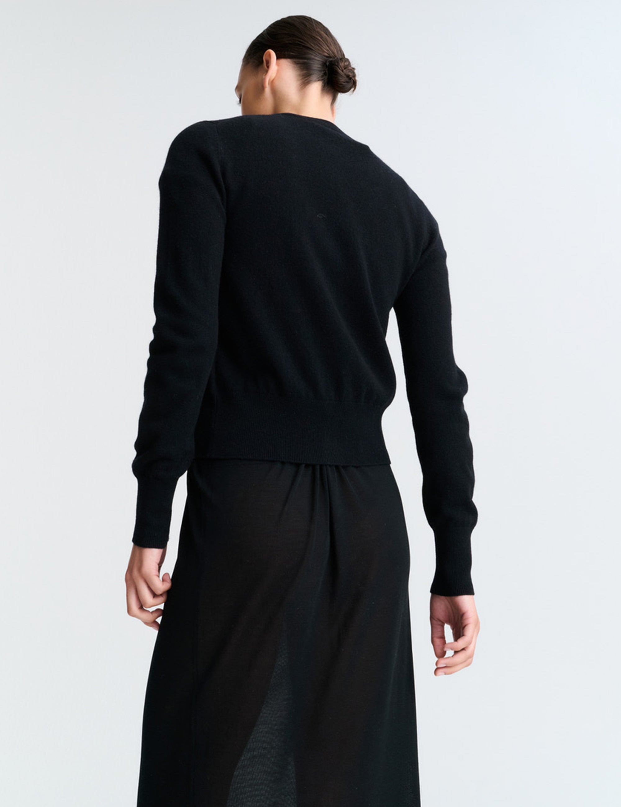 Rhea cardigan wool/cashmere black – Stig P